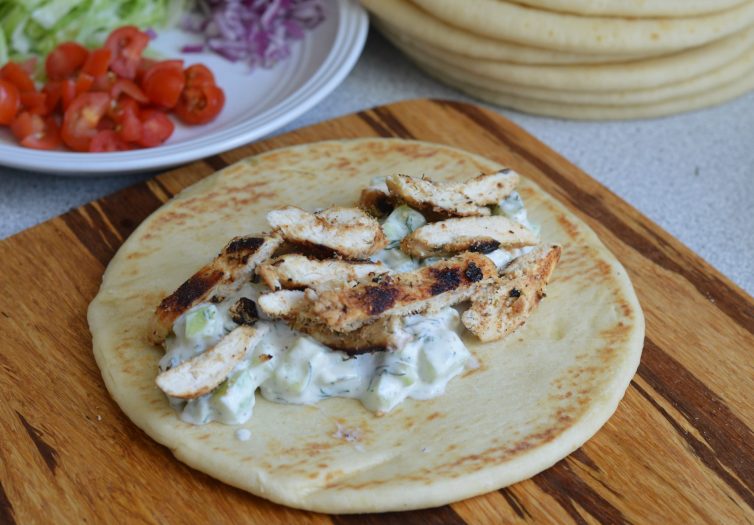 Gyros de Pollo (Comida Griega) - My Latina Table