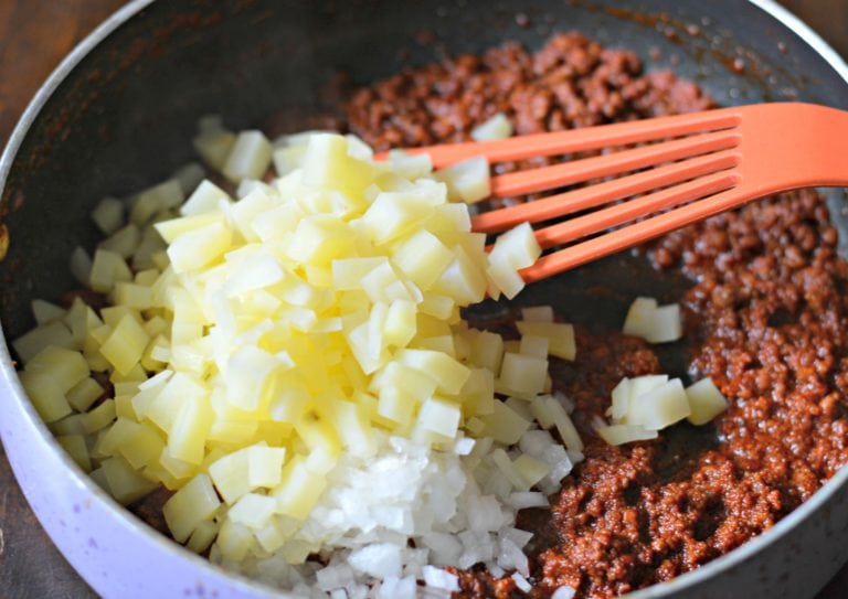 Quick and Easy Mexican Sope Recipe with Chorizo and Potato
