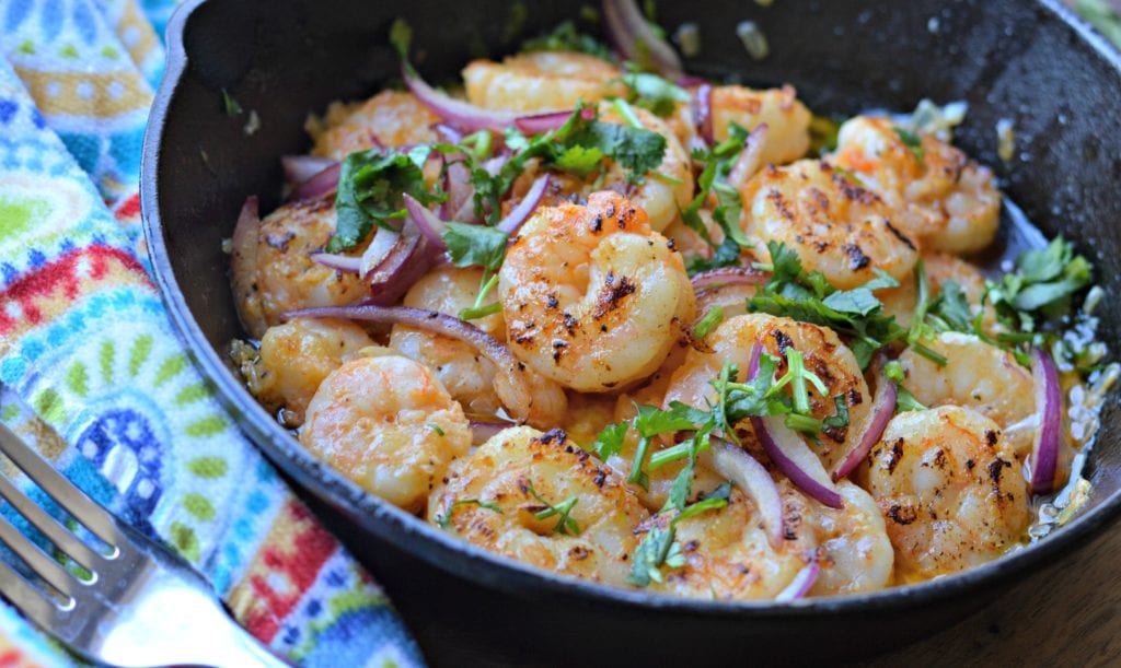 Delicious Mexican Style Garlic Shrimp Recipe (Camarones al Mojo de Ajo)