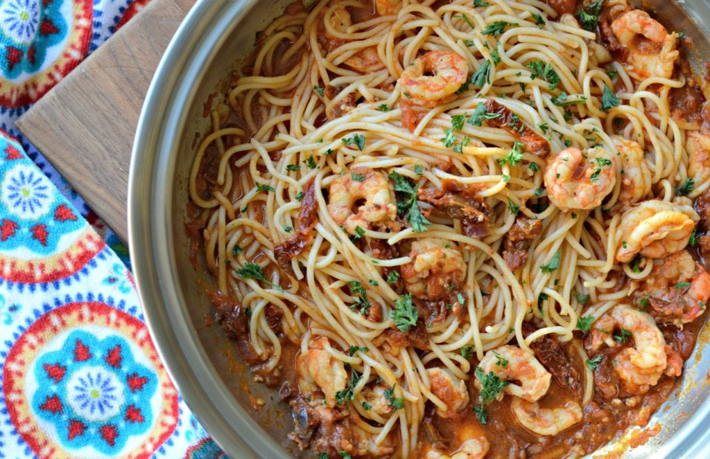 Delicious Italian Shrimp Pasta Recipe - My Latina Table
