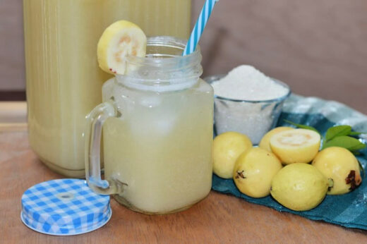 Fresh Guava Juice Recipe (Agua de Guayaba) - My Latina Table
