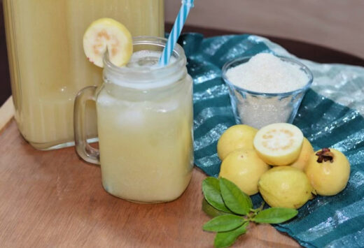 Fresh Guava Juice Recipe (Agua de Guayaba) - My Latina Table